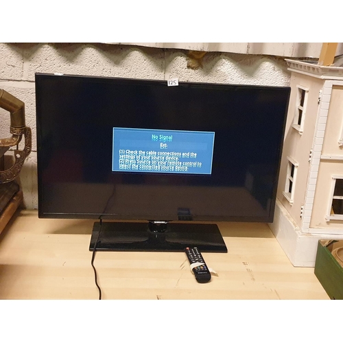 Samsung 32” TV & Remote.