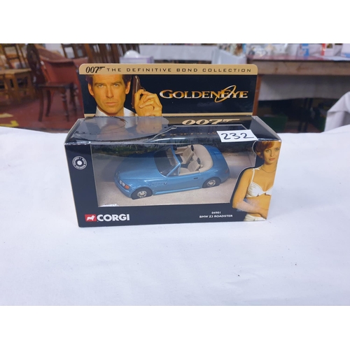 Boxed Corgi Classics 007 The Definitive Bond Collection BMW Z3 Roadster ...