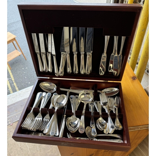 Silver plated canteen cutlery