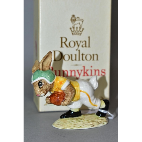 A ROYAL DOULTON TOUCHDOWN BUNNYKINS DB99, sixth variation (Notre Dame ...
