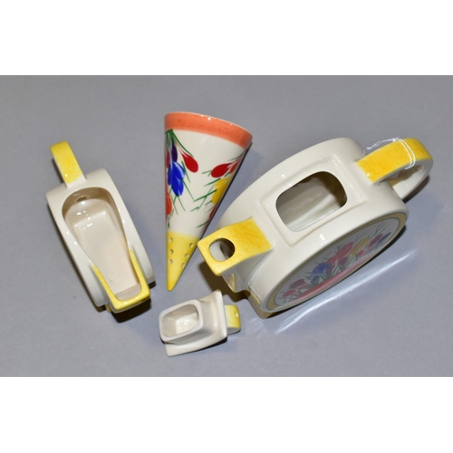 THREE PIECES OF MOORLAND CHELSEA WORKS BURSLEM 'CROCUS' PATTERN POTTERY ...