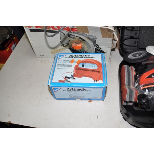 A BLACK AND DECKER PROLINE PL40 CIRCULAR SAW (PAT pass and working), a ...