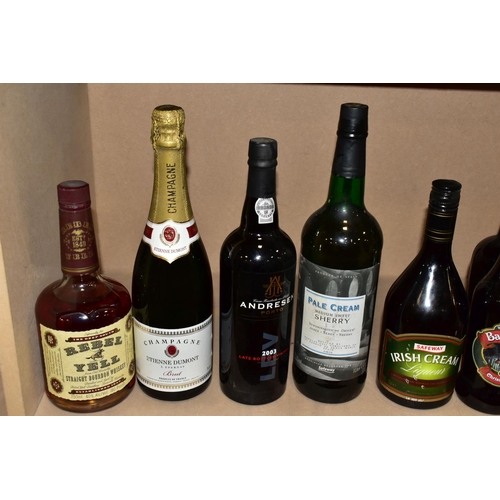 ALCOHOL, a mixed collection comprising two bottles of Kings Ale 1902 ...