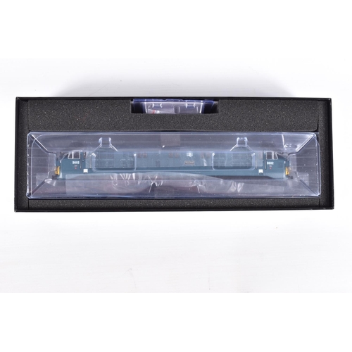 A BOXED KERNOW MODEL RAIL CENTRE EXCLUSIVE MODEL LOCOMOTIVE, OO Gauge ...