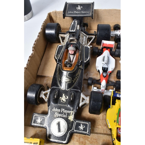 A QUANTITY OF UNBOXED AND ASSORTED F1 RACING CAR MODELS, to include ...