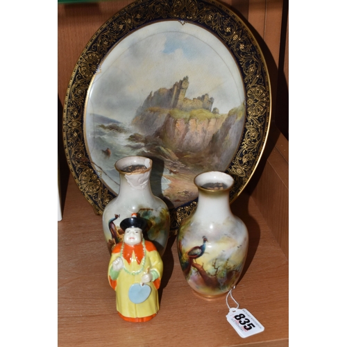 A COLLECTION OF ROYAL WORCESTER CERAMICS to include a cabinet plate ...