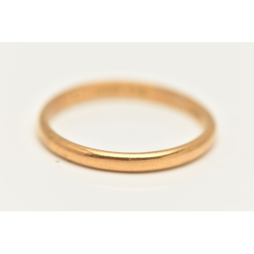 AN 18CT YELLOW GOLD WEDDING BAND, designed as a plain polished D-shape ...
