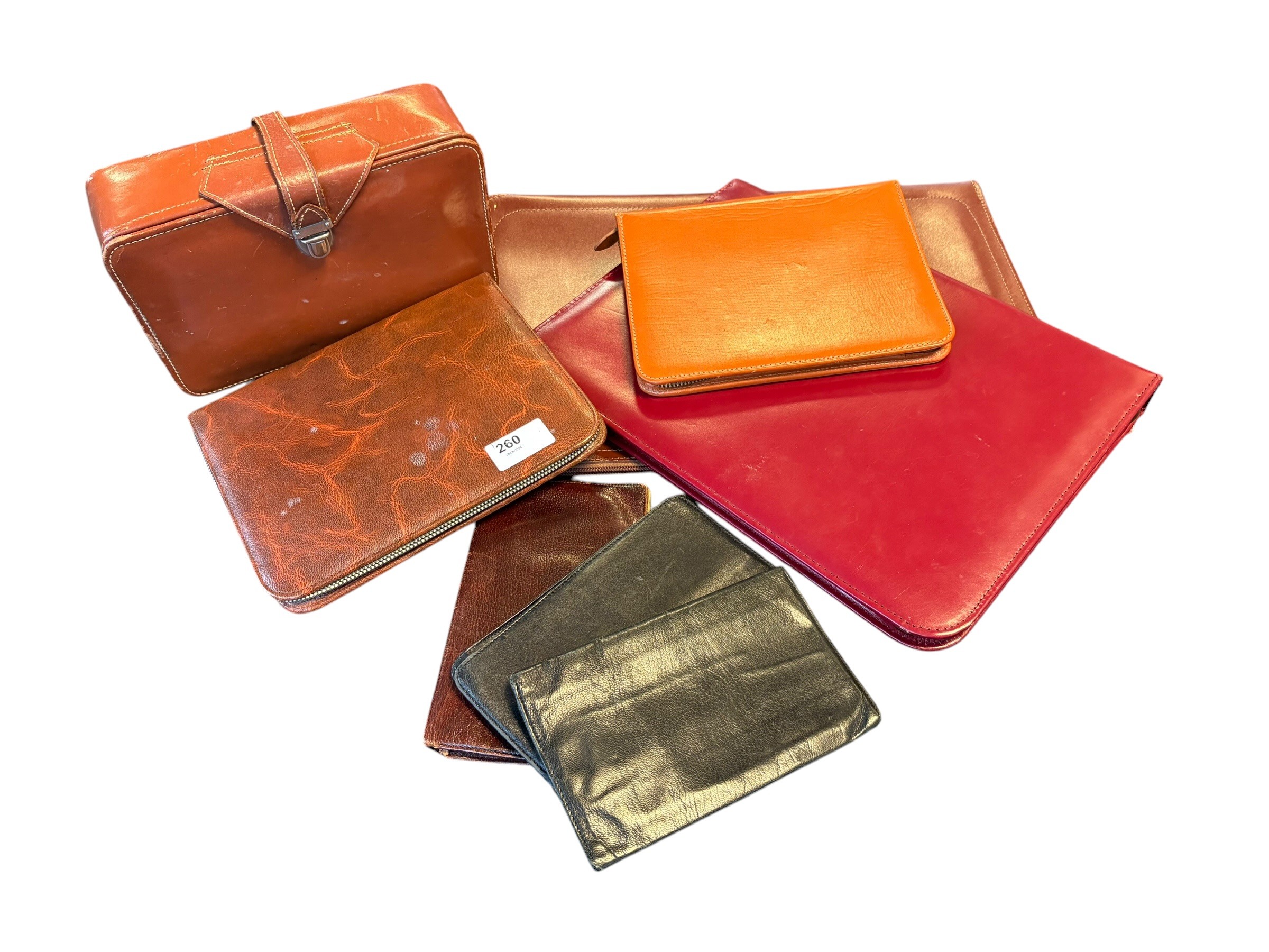 Mixed lot of vintage leather wallets/cases
