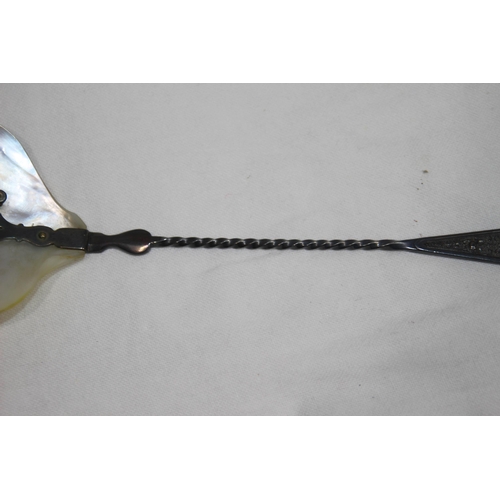 SET OF CASED WR. SP OYSTER SPOON AND VINTAGE SHELL SPOON