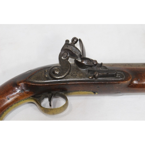 A FLINTLOCK NEW LAND PATTERN PISTOL CIRCA 1810 WITH 9IN BARREL STRUCK ...