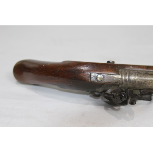 A FLINTLOCK NEW LAND PATTERN PISTOL CIRCA 1810 WITH 9IN BARREL STRUCK ...