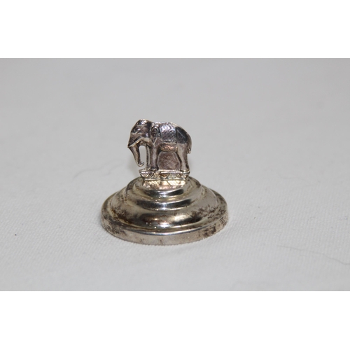 SET OF 4 SILVER NAME PLACE HOLDERS WITH ELEPHANT TOPS - 7.4 TROY OZS
