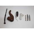 QUANTITY OF VINTAGE PIPES INCLUDING CASED CARVED PIPE