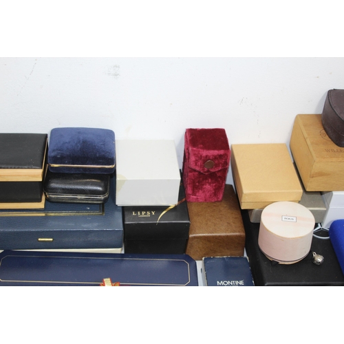 QUANTITY OF EMPTY JEWELLERY BOXES ETC