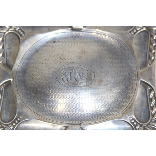 AN ART NOUVEAU SILVER RING & JEWELLERY BOX BY HENRY MATHEWS BIRMINGHAM ...