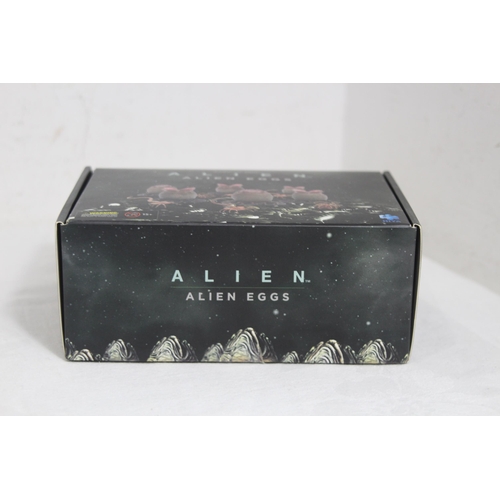 HIYA EXQUISITE MINI ALIEN EGGS FIGURE SET - SEALED
