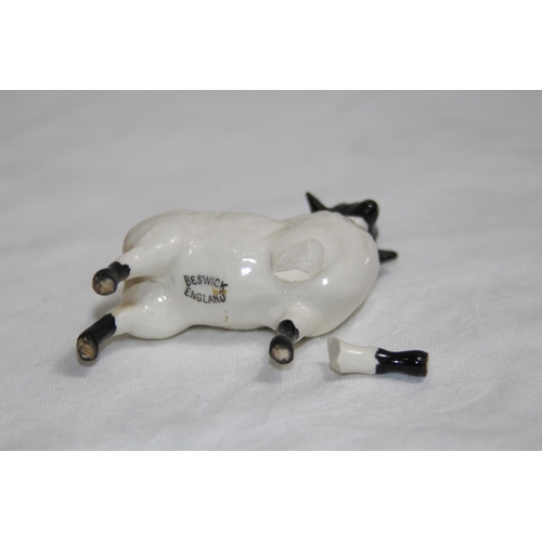 THREE BESWICK RAMS FIGURES - ONE A/F 11 X 8CM