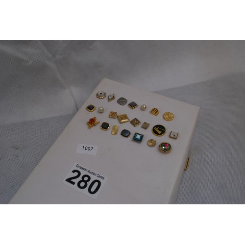 Collection Of Vintage Tie Pins, A Collection Of 22 Various Vintage Tie ...