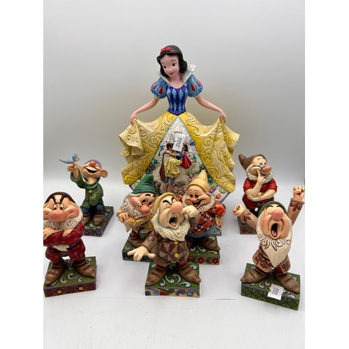 Walt Disney Showcase Collection, Snow White And The Severn Dwarfs, Snow ...