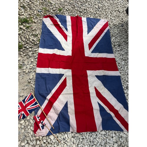 Two Small Vintage England Flags Plus Large Flag 42” x 67” And Other ...