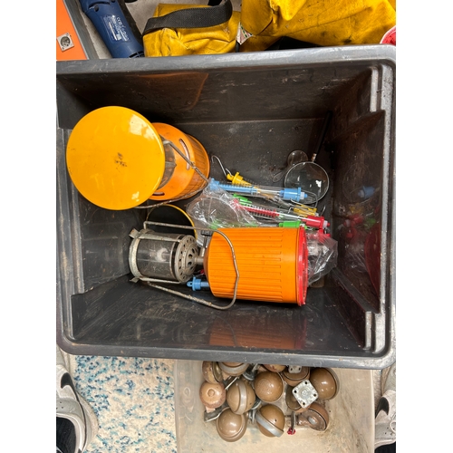 Large Mixed Job Lot –Scuba Diving Equipment, Safety Gear, Testing Kit ...