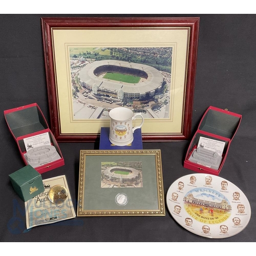 End of an Era Wembley Stadium memorabilia: Boys of 1966 chinaware ...