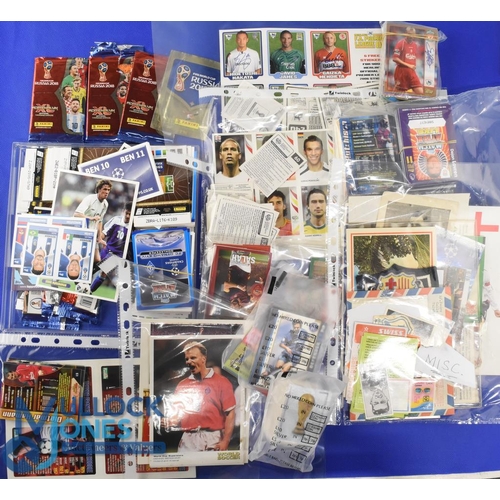 Collection of football trading cards/stickers to include Topps Premier ...