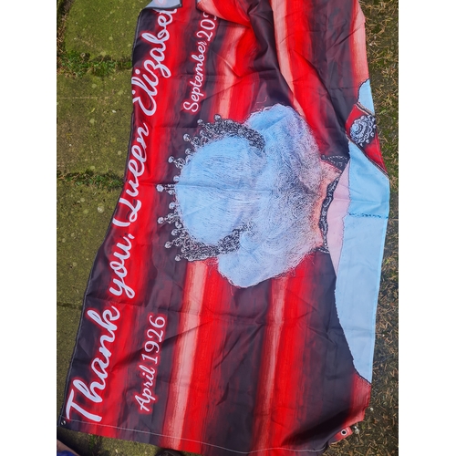 Large queen Elizabeth flag