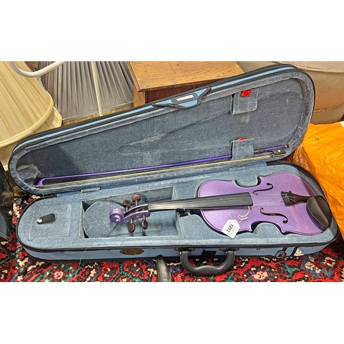 HARLEQUIN STENTOR MUSIC CO LTD VIOLIN IN PURPLE WITH 33CM LONG BACK IN CASE