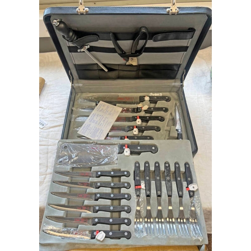 PRIMA KITCHEN KNIFE SET IN SUITCASE