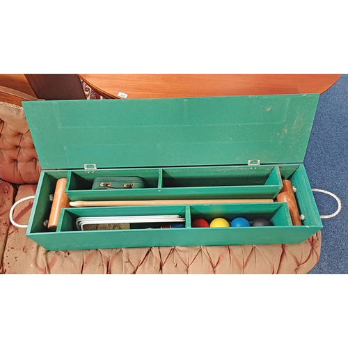 VICTORIA STATUS CROQUET SET IN WOODEN BOX