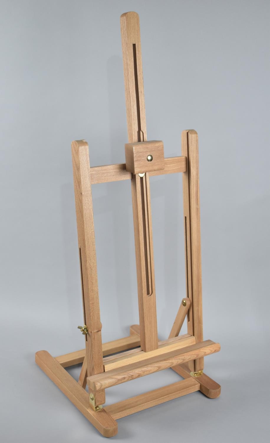 A Modern Table Top Artists Easel