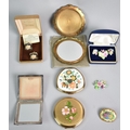 Four Various Ladies Powder Compacts to include Silver Engine Turned ...