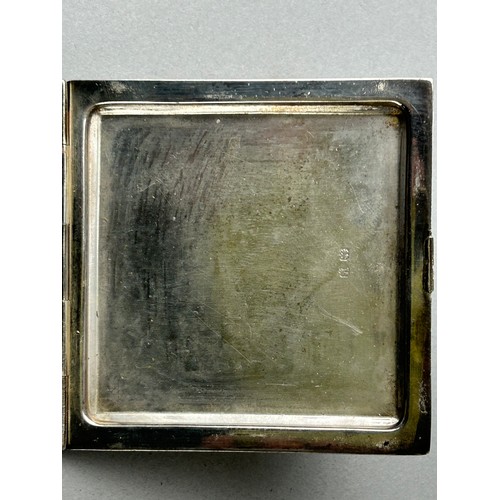 Four Various Ladies Powder Compacts to include Silver Engine Turned ...