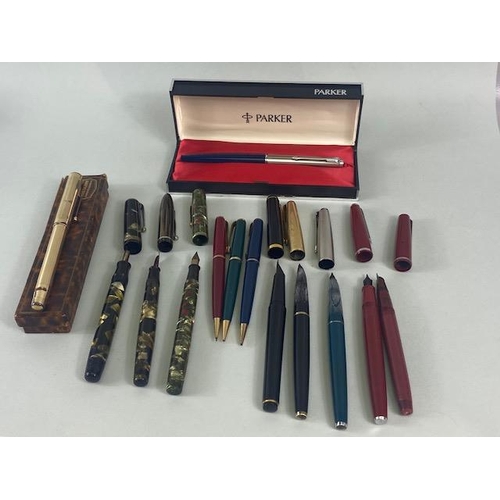 Vintage Pens, collection of 20th century fountain pens and propelling ...