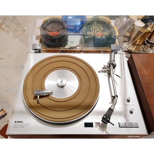 A vintage Yamaha YP-800 turntable. No shipping. Arrange collection or ...