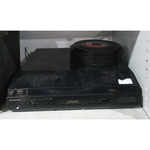 A vintage Cordova Dynatron stereo unit together with a Pioneer PL-Z94 ...