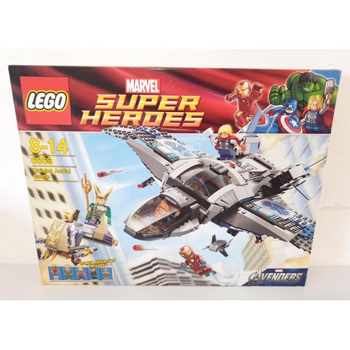 A sealed Lego Marvel Avengers Quinjet Aerial Battle, 6869, 2012 retired ...