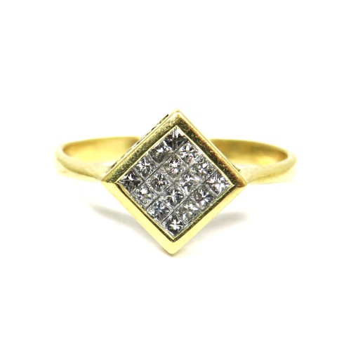 18ct Yellow Gold Ring set with 16 Square Cut Diamonds. Finger Size 'P ...