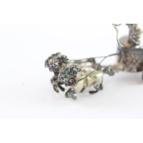 Vintage Stamped .935 Silver Novelty Chariot Racer Ornament (43g) 2206994