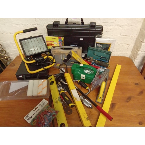 Mixed Lot of tools to include Stanley Fatmax, inspection light, staple ...