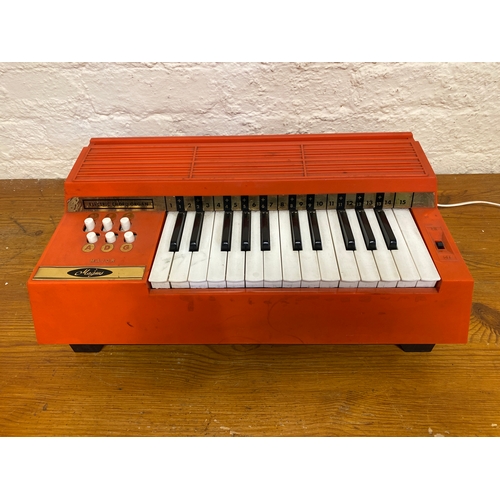Vintage 1970’s Magnus Electric Chord Organ
