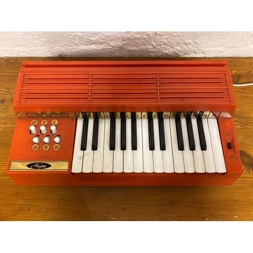 Vintage 1970’s Magnus Electric Chord Organ