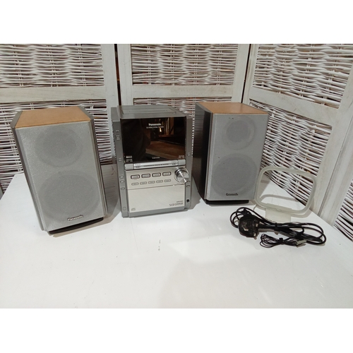 Panasonic Mini CD Stereo System. 5 CD Changer, Tuner & AR Cassette Deck