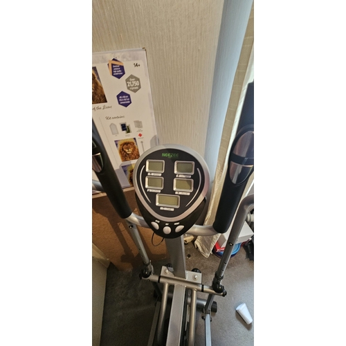 NeeZee Professional Cross Trainer 39 inches long 38 inches high ...