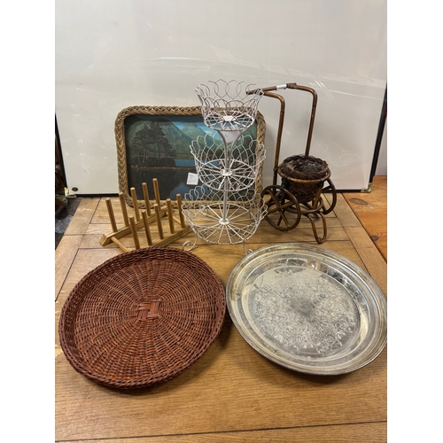 Collection of vintage household items