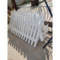 9 lengths of picket fencing 3ft high