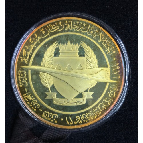 A cased 1976 hallmarked silver, 28gms, commemorative coin for the ...