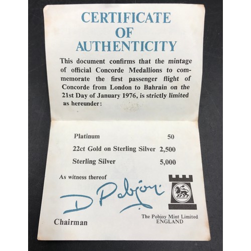 A cased 1976 hallmarked silver, 28gms, commemorative coin for the ...