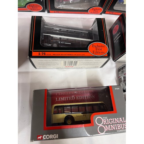 EFE/Exclusive First Editions - a boxed Bus group to include 18603 a ...